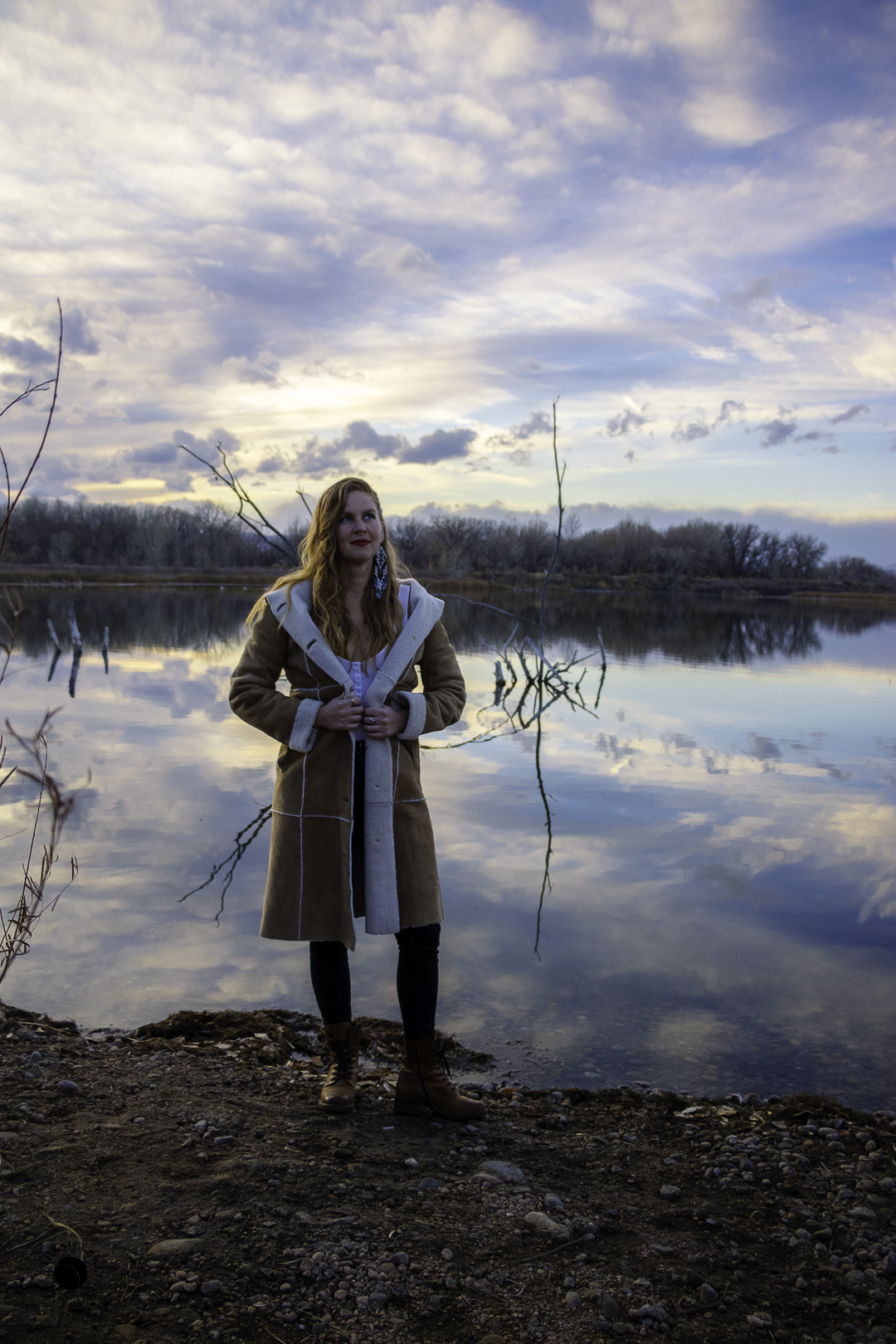 RobinLewis-052 - The Silver Lining Magazine